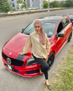 Cantiknya Teha bertudung, terus nampak macam muka orang Arab ...